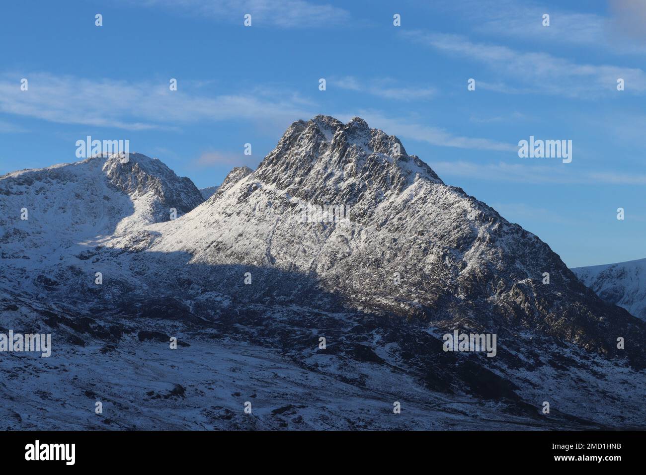 Snowdonia tryfan glyderau carneddau wales winter Stock Photo - Alamy