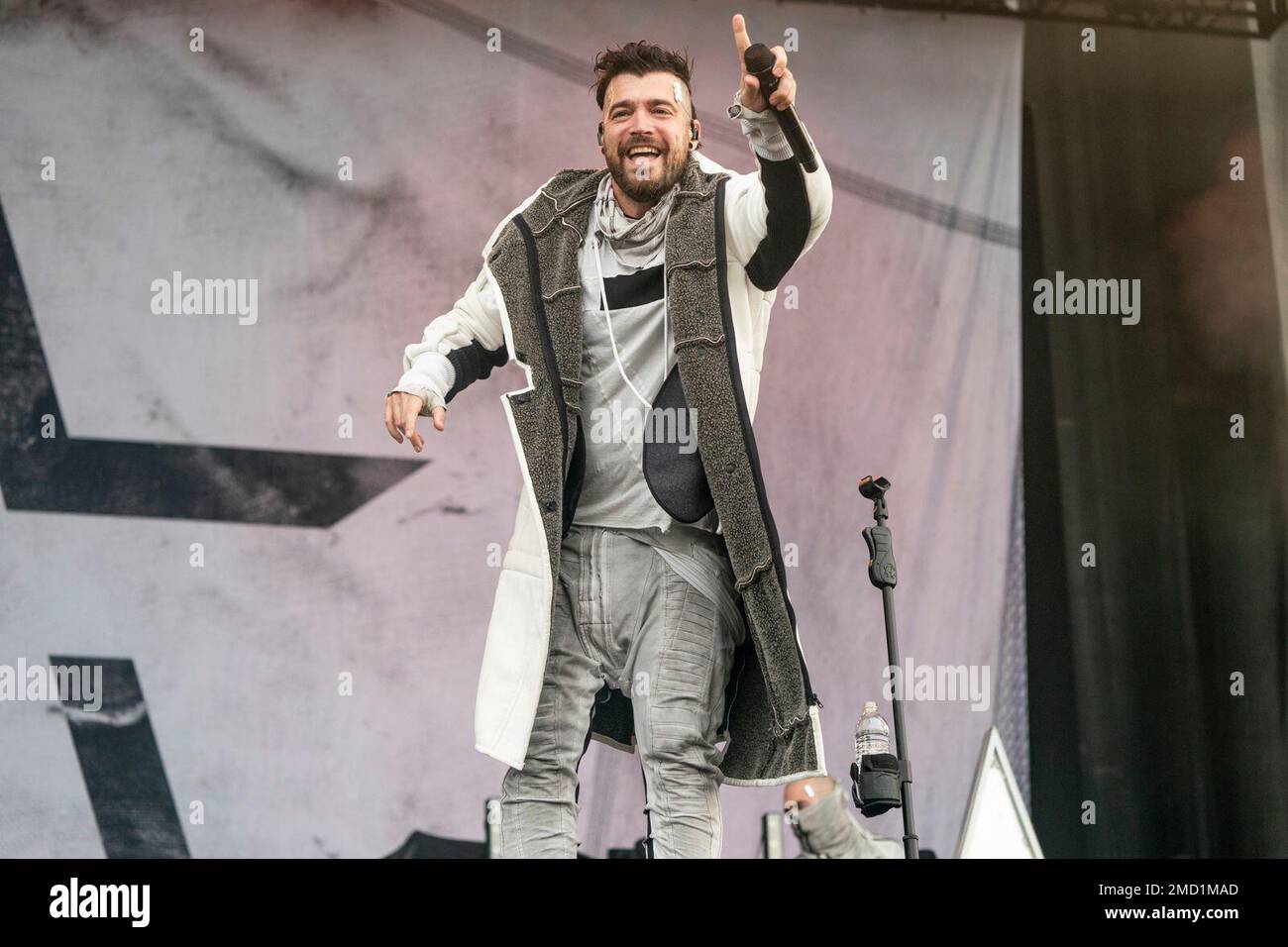 Dustin Bates of Starset performs at Welcome to Rockville at Daytona ...