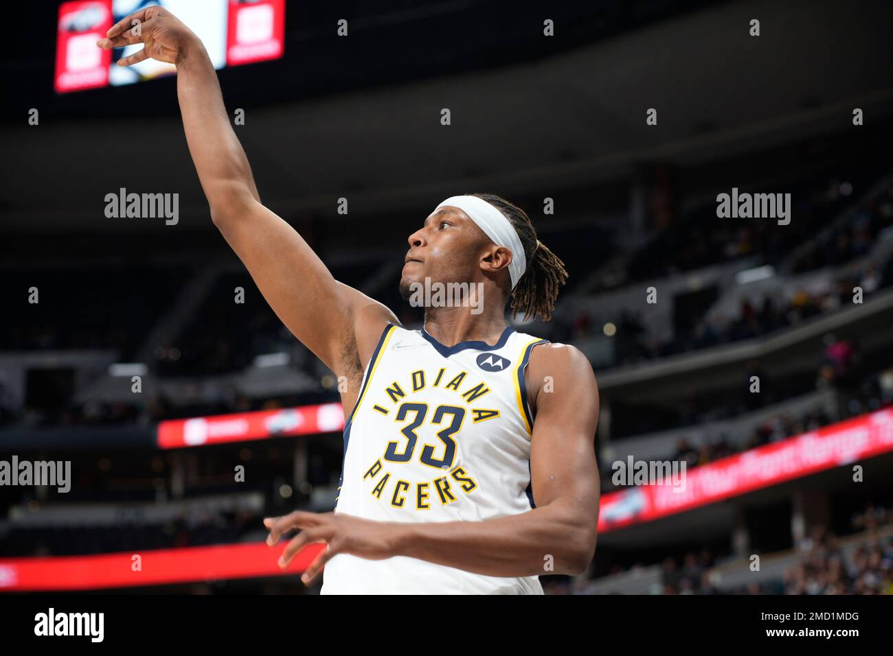 Indiana Pacers center Myles Turner (33) in the second half of an NBA ...