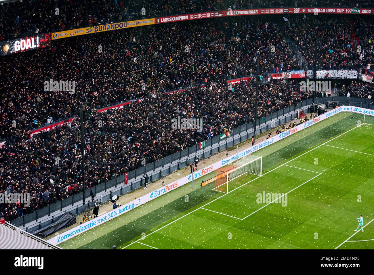 Rotterdam - Feyenoord keeper Justin Bijlow celebrating the goal of Igor ...