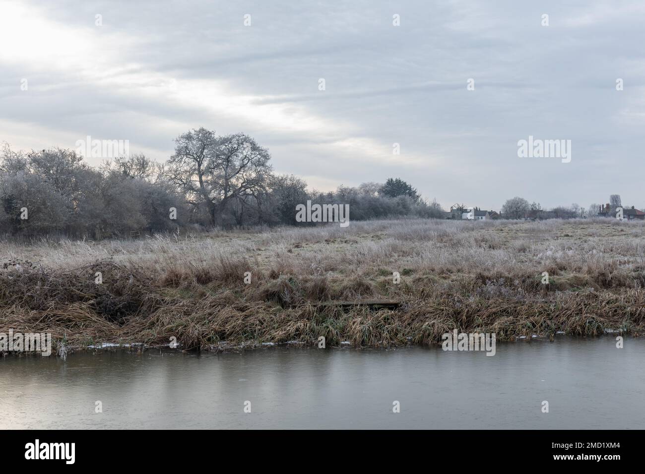 January countryside hi-res stock photography and images - Alamy