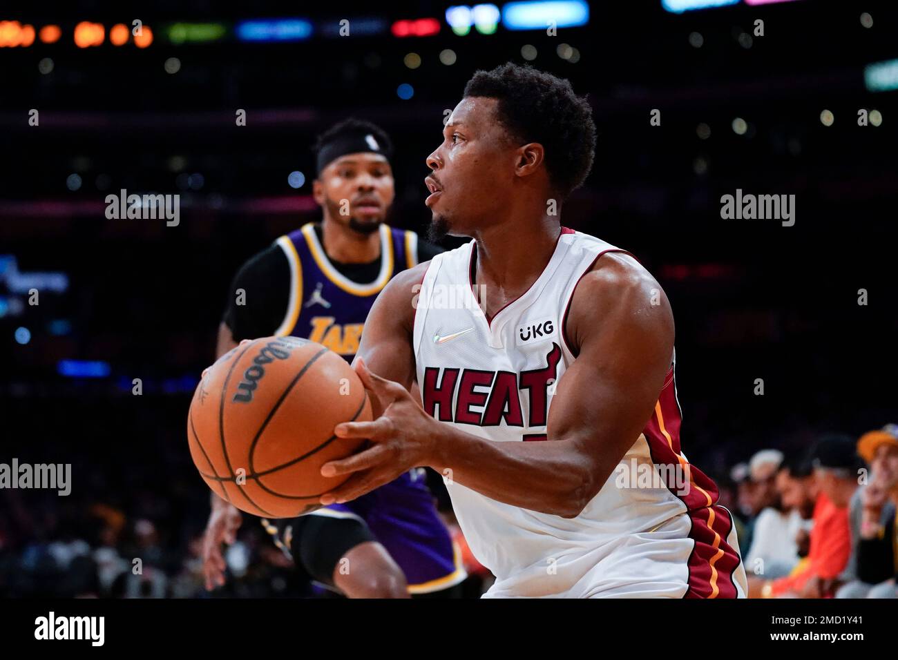 Miami Heat guard Kyle Lowry (7) controls the ball during an NBA ...