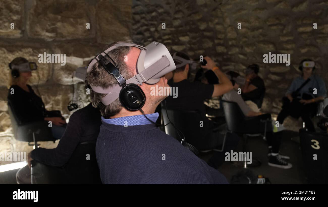 Jerusalem, Israel. 22nd Jan, 2023. Visitors experience a 3D walking ...
