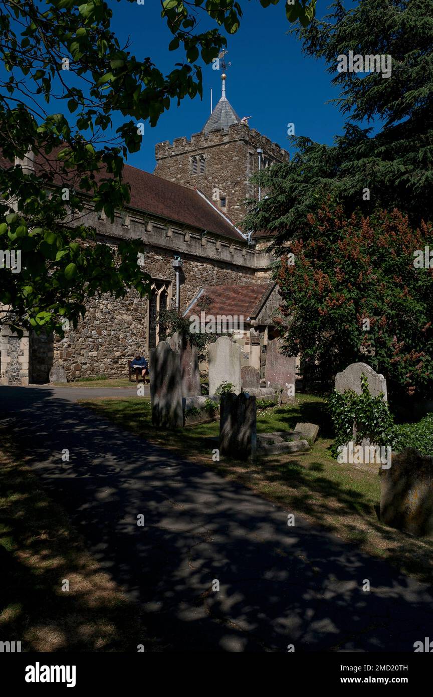 Rye church and graveyard hi-res stock photography and images - Alamy