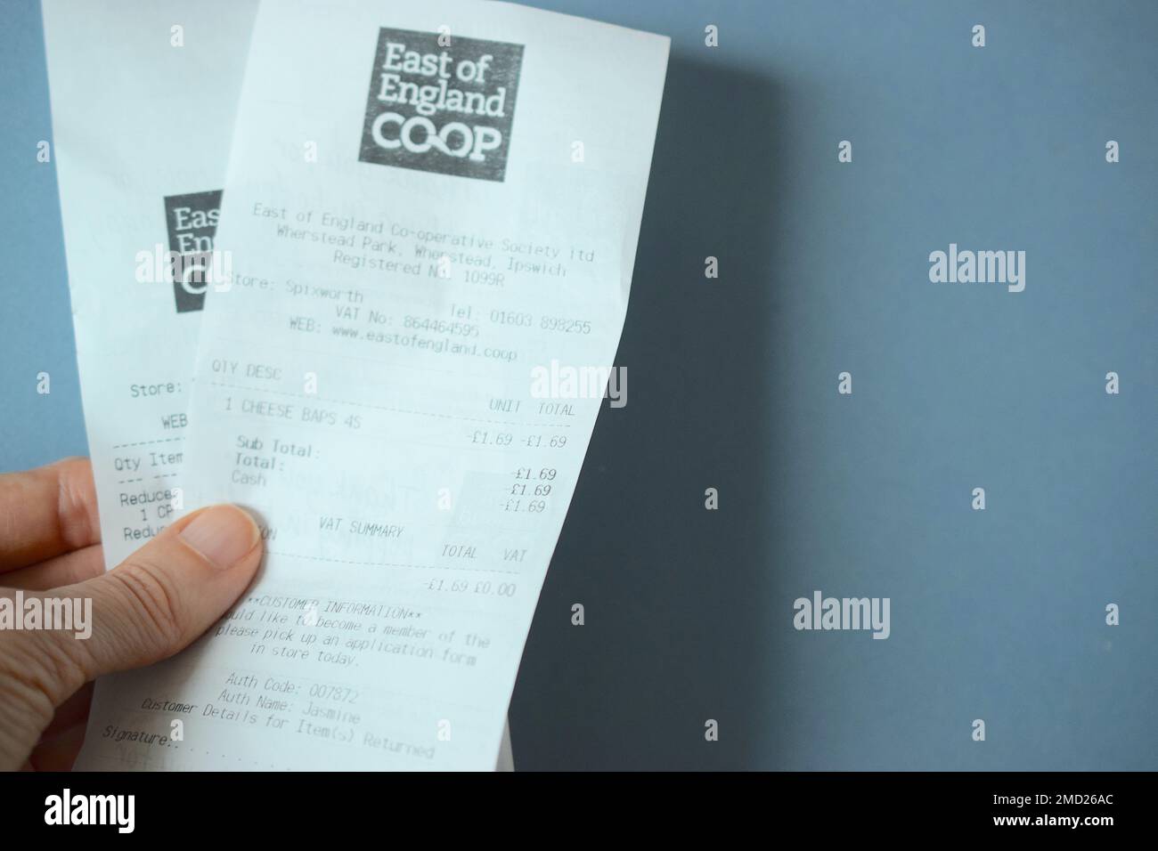 Holding receipt uk hi-res stock photography and images - Alamy