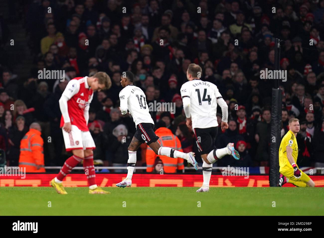 Manchester United's Marcus Rashford (centre) celebrates scoring their ...