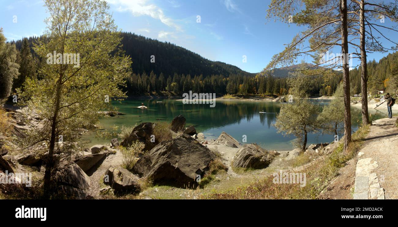 The Caumasee, jewel of the Grisons, near Flims in the Swiss Alps Stock ...