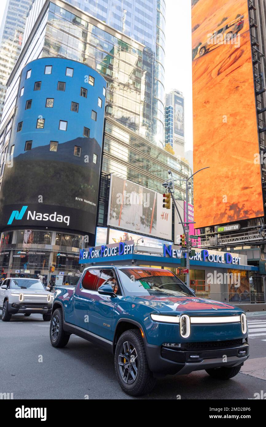 IMAGE DISTRIBUTED FOR RIVIAN AUTOMOTIVE, LLC - Rivian R1T all-electric ...