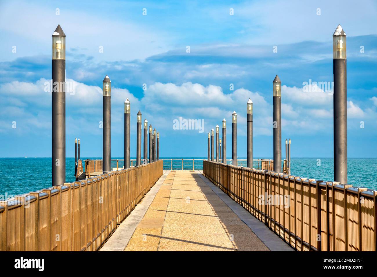 Sirena in mare hi-res stock photography and images - Alamy