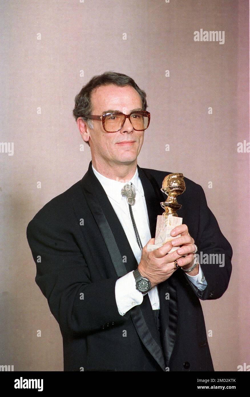 FILE - Actor Dean Stockwell poses with his award for best supporting ...