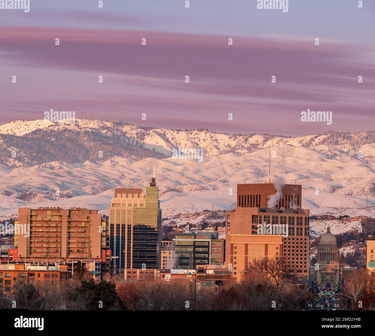 Winter in Boise Idaho at sunset with snow in the hills Stock Photo - Alamy