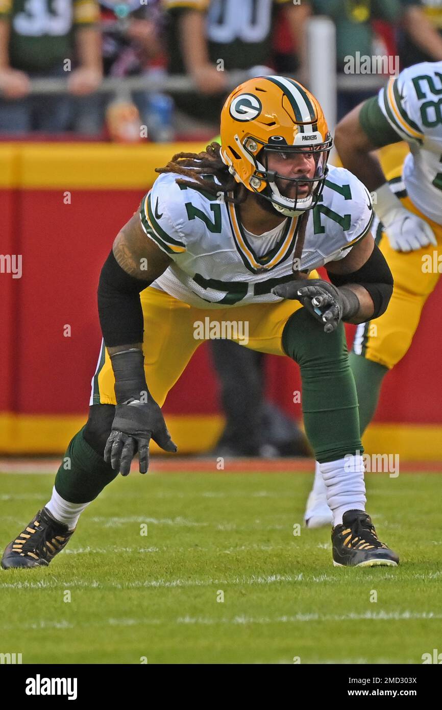 Green Bay Packers offensive tackle Billy Turner (77) gets into position ...