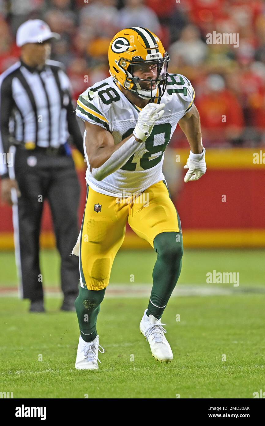 Green Bay Packers wide receiver Randall Cobb (18) runs up field on a ...