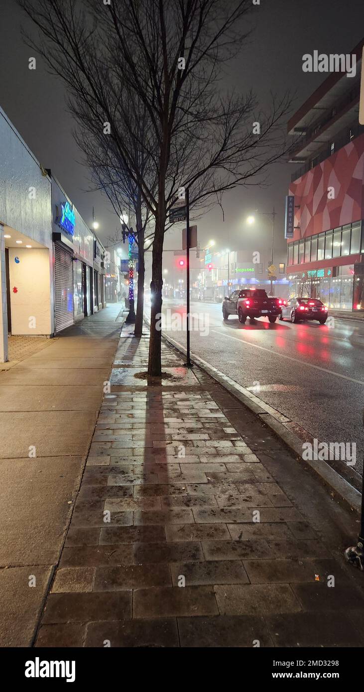 Foggy night street hi-res stock photography and images - Alamy