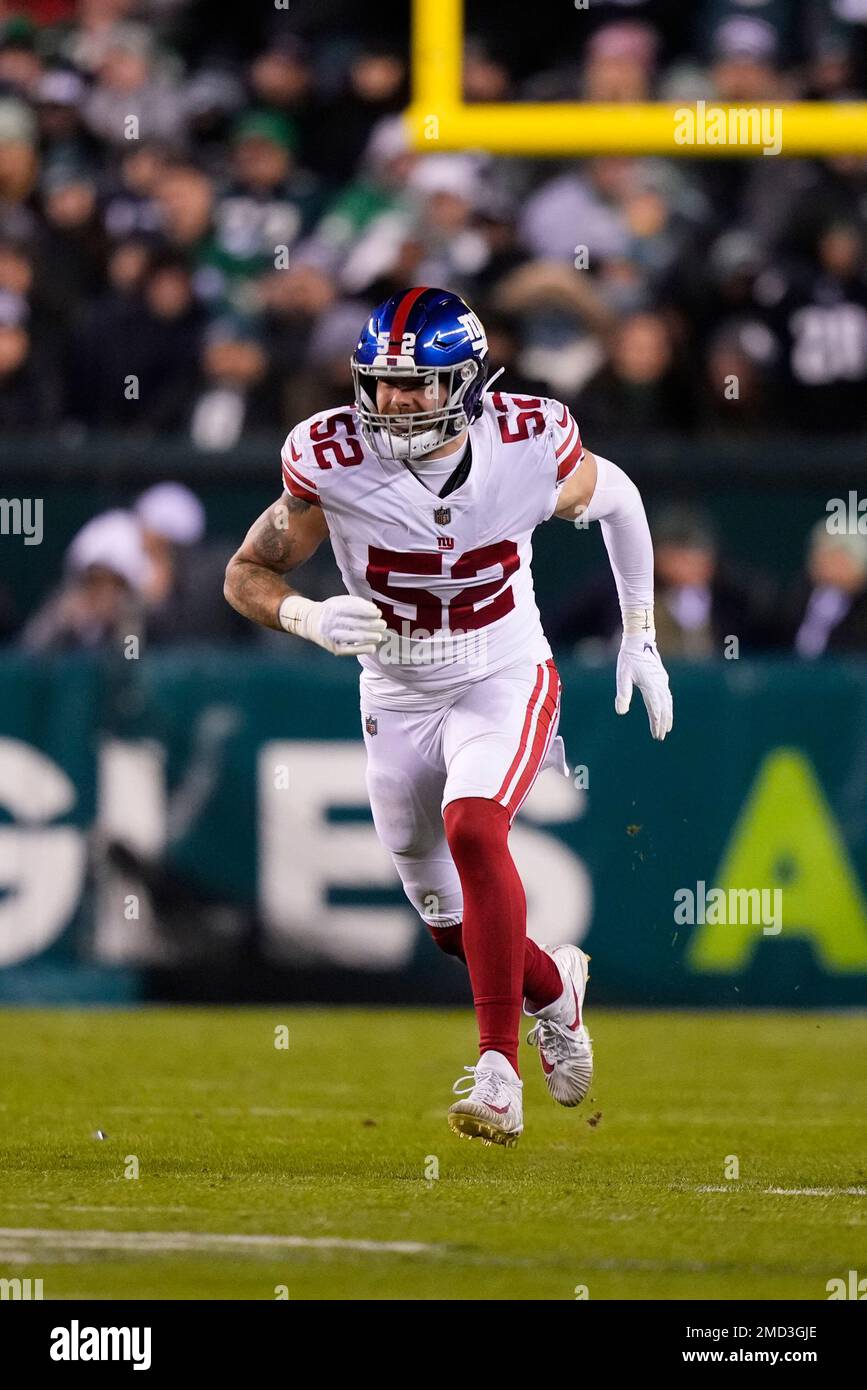 New York Giants' Carter Coughlin plays during an NFL divisional round ...