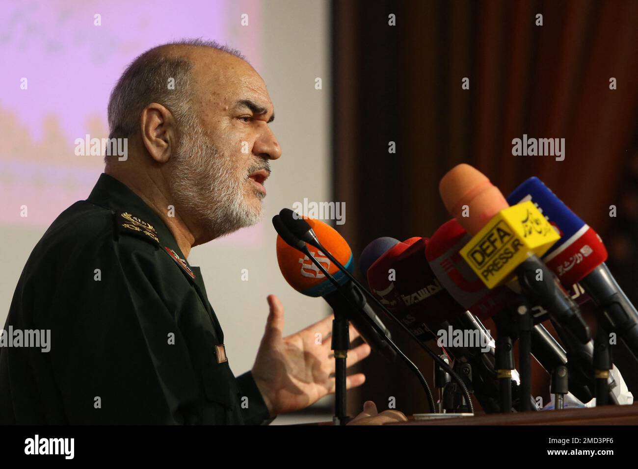 Iranian Commander-in-Chief of the Islamic Revolutionary Guard Corps ...