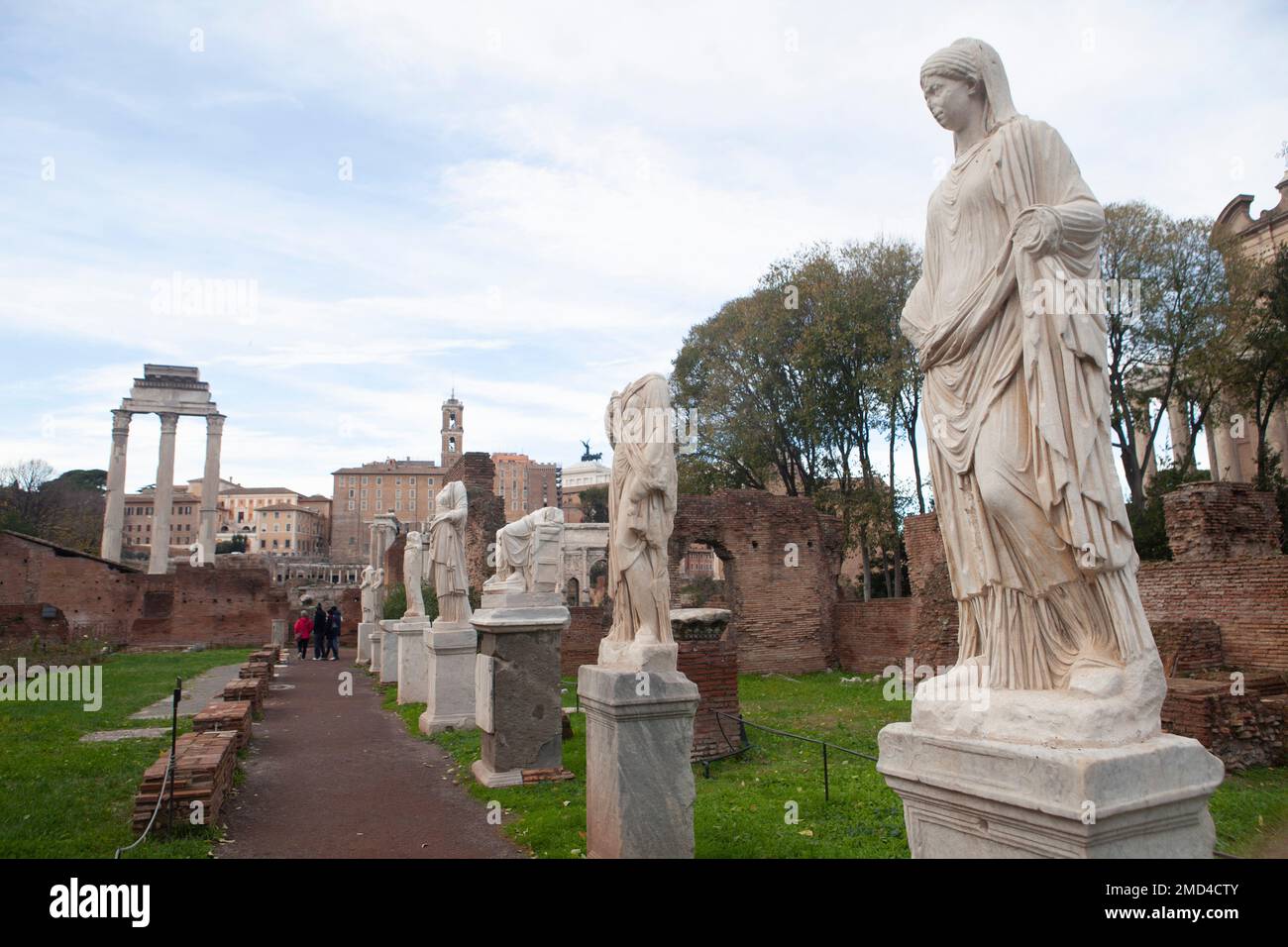 Ancient roman forum in the city of Rome Stock Photo - Alamy