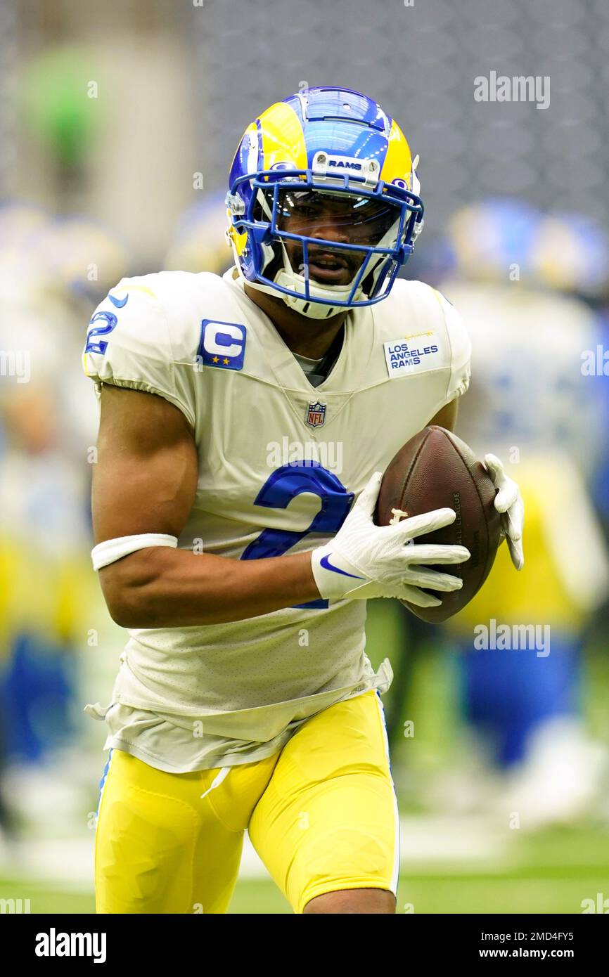 Los Angeles Rams wide receiver Robert Woods (2) during warmups before ...