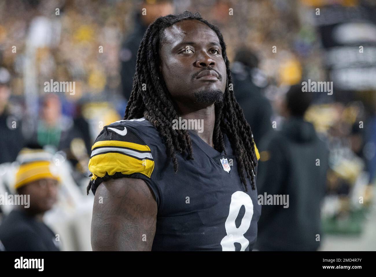 FILE - Pittsburgh Steelers outside linebacker Melvin Ingram (8) looks ...