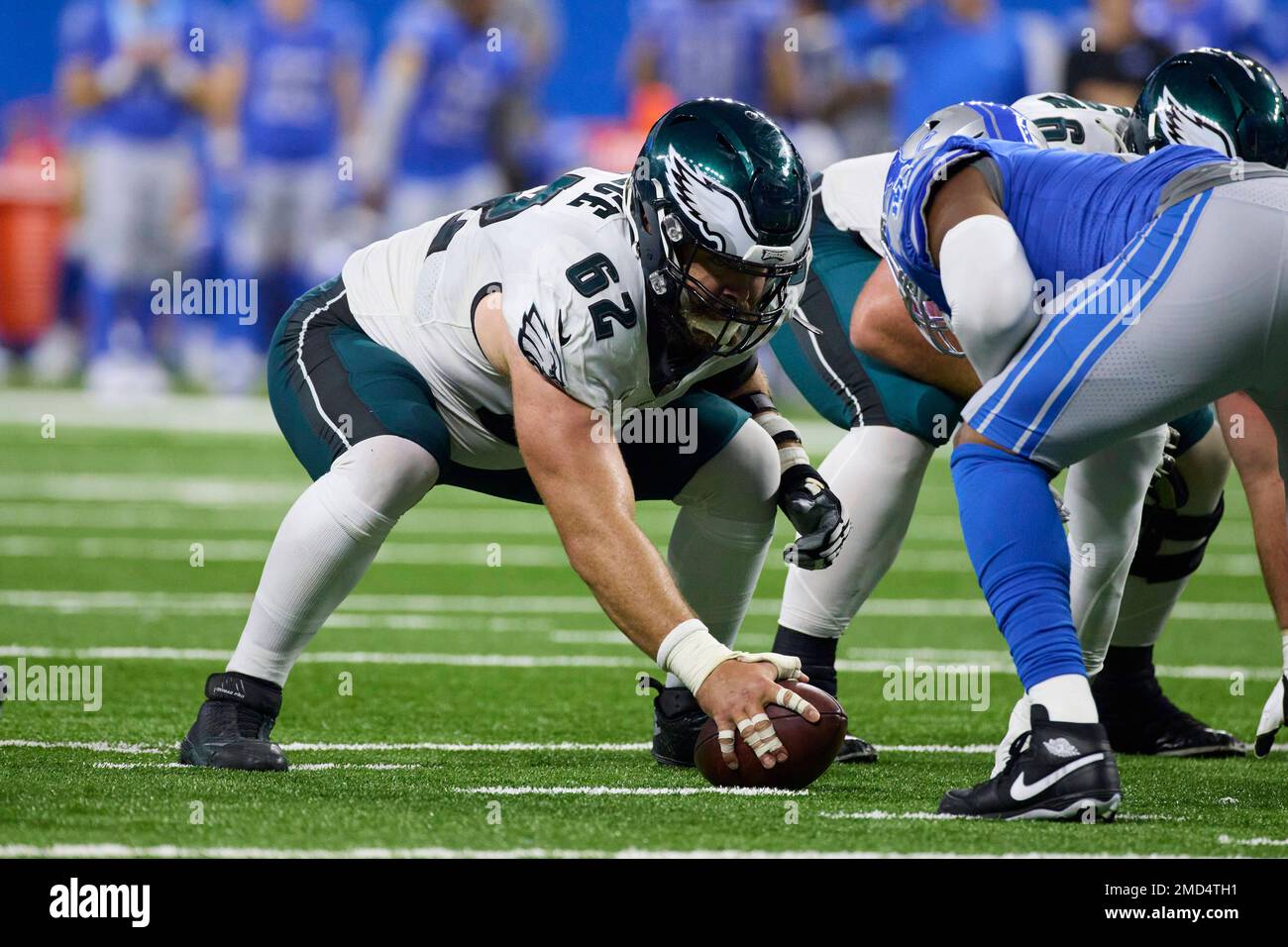 Philadelphia Eagles center Jason Kelce (62) gets set on offense against ...