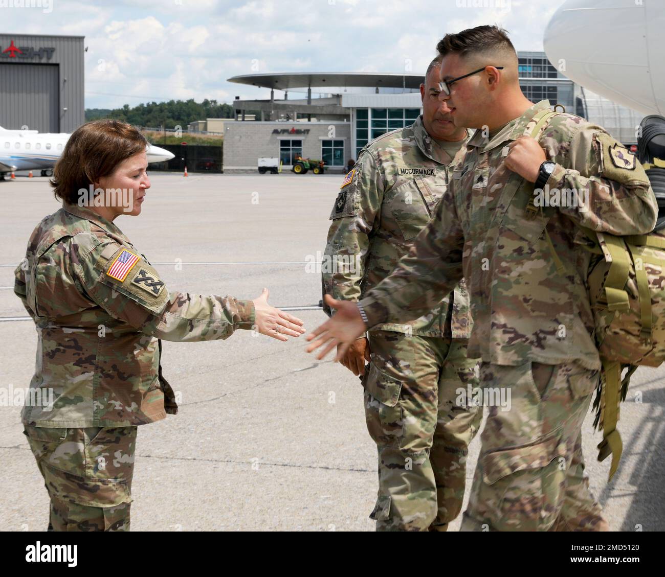 U.S. Soldiers with the 228th Engineer Company, 337th Engineer Battalion ...