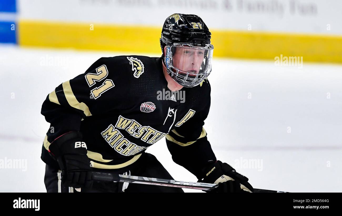 Western Michigan forward Josh Passolt plays during the first period of ...