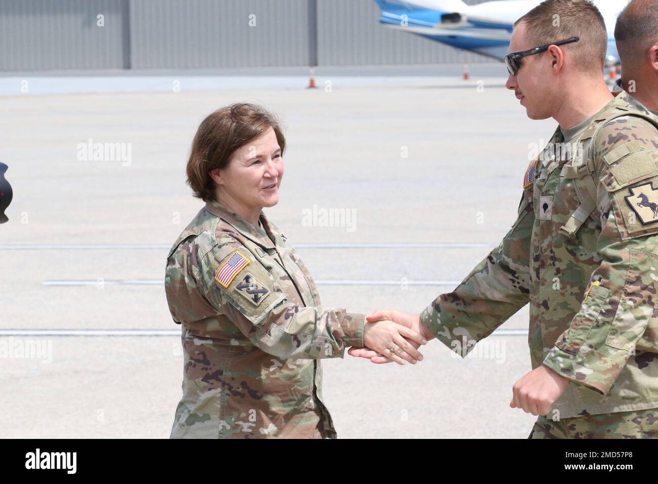 U.S. Soldiers with the 228th Engineer Company, 337th Engineer Battalion ...
