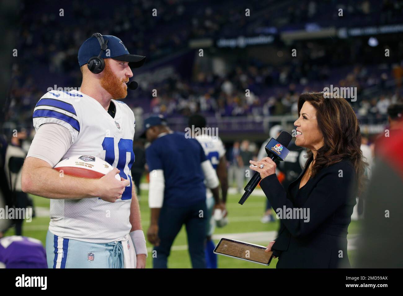Michelle Tafoya interviews Dallas Cowboys quarterback Cooper Rush after ...