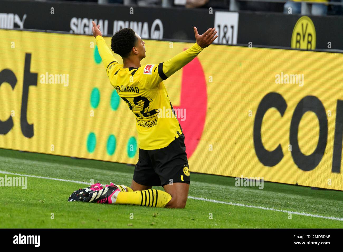 goalschuetze Jude BELLINGHAM (DO) cheers about his goal to 1:0 for ...