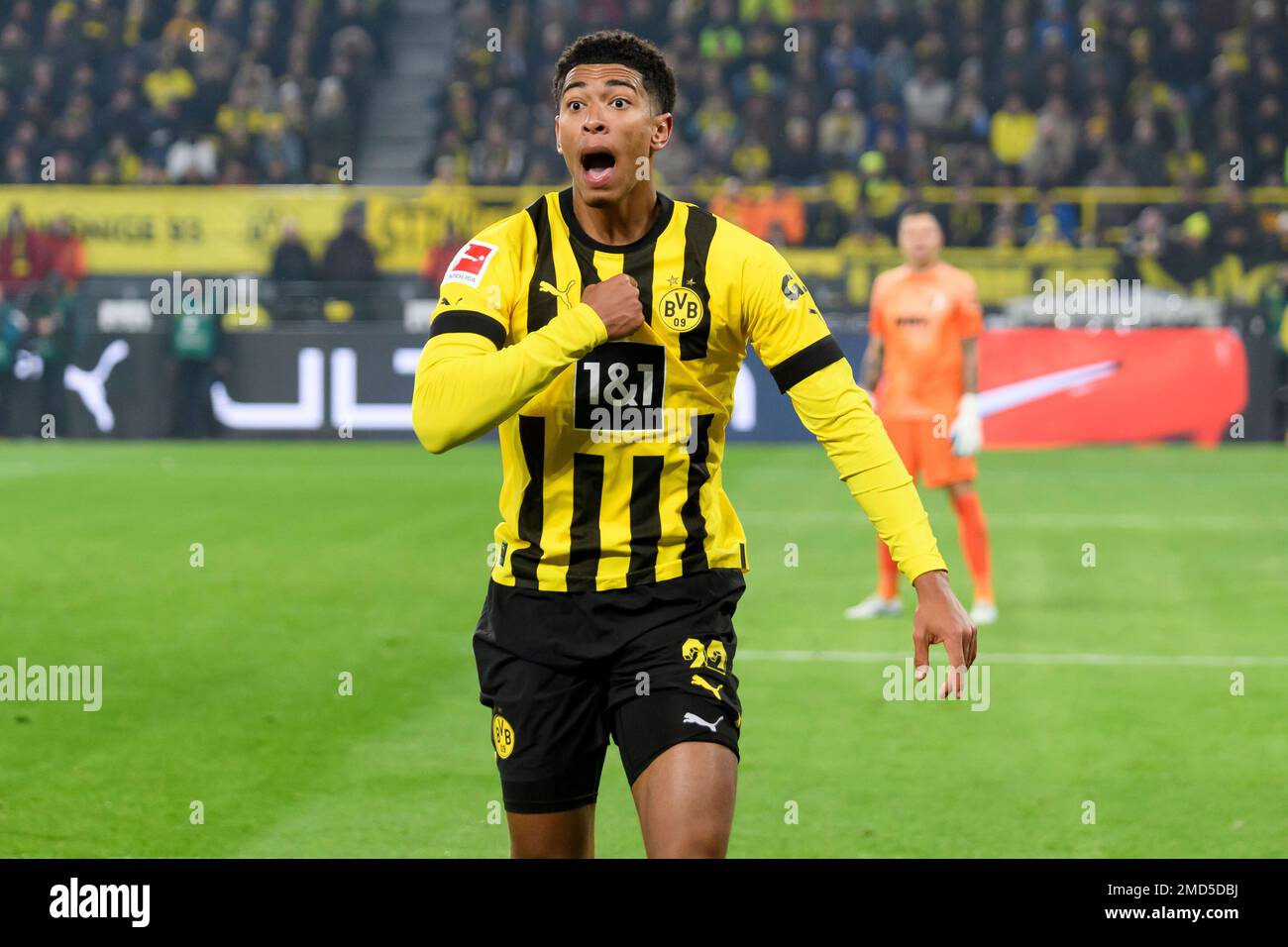 Jude BELLINGHAM (DO) is angry about a referee decision, frustrated ...