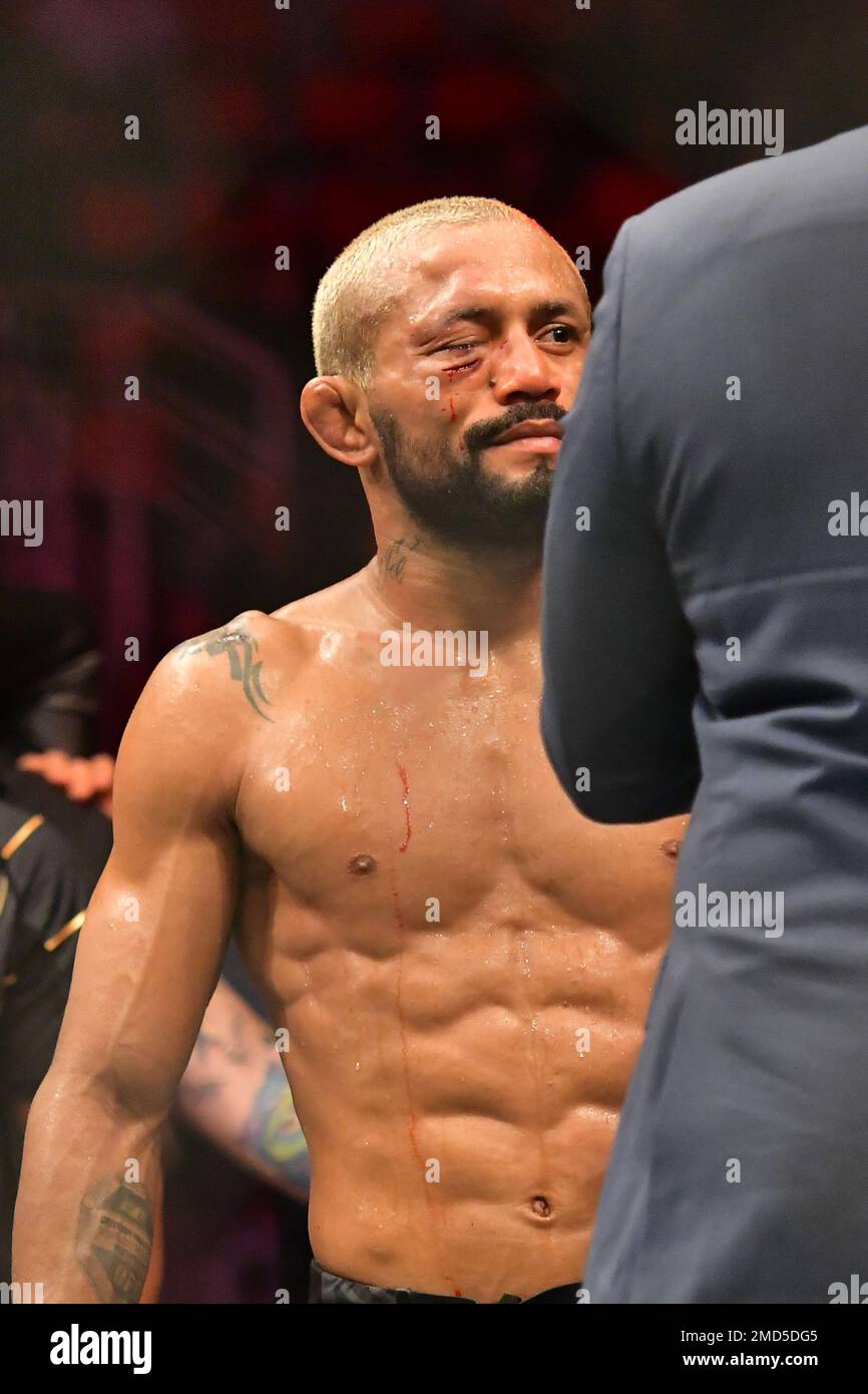 RIO DE JANEIRO, RJ - JANUARY 22: (L-R) Deiveson Figueiredo react after ...