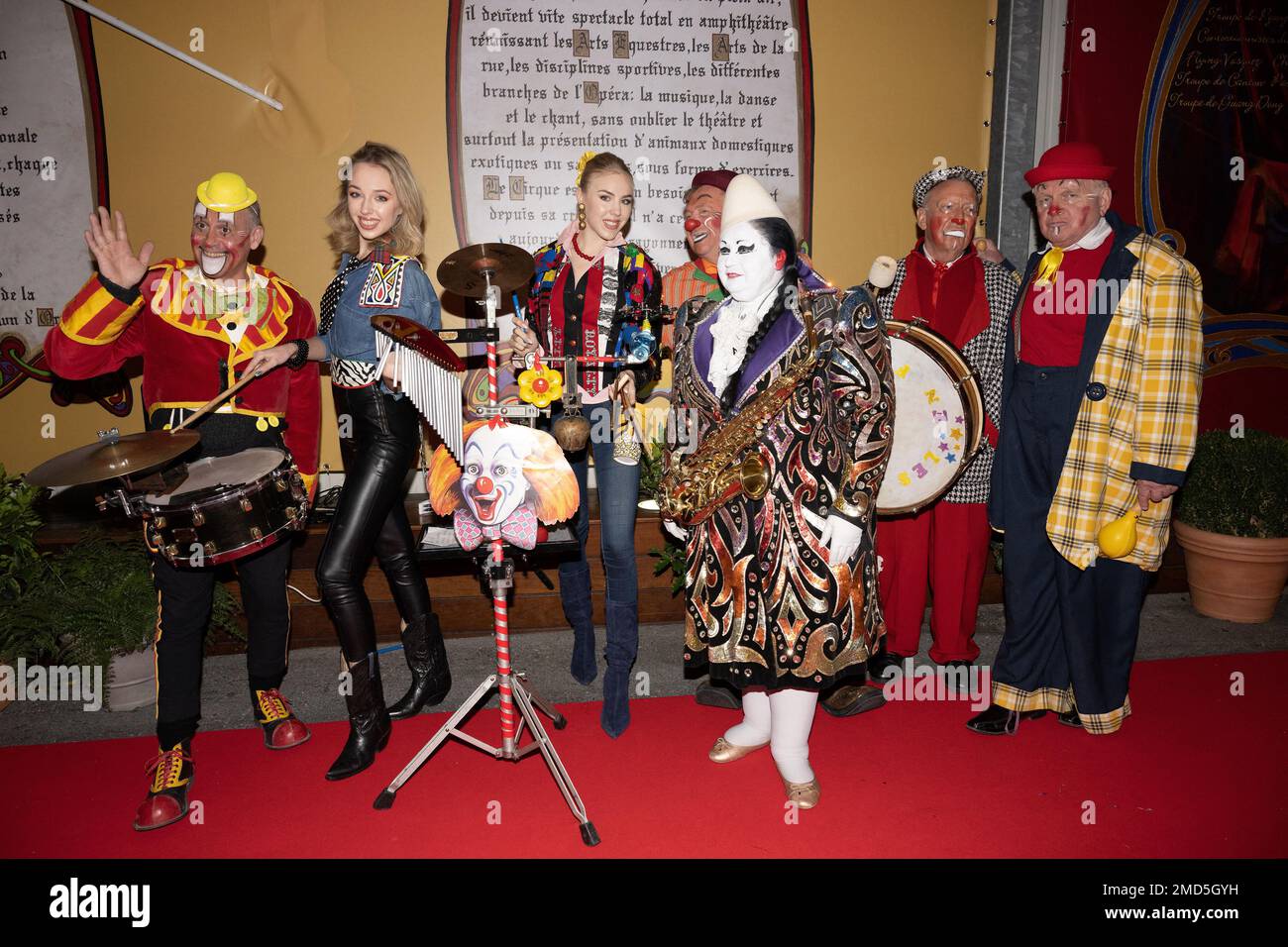 NO TABLOIDS: Princess Maria Carolina de Bourbon Siciles and Princess ...