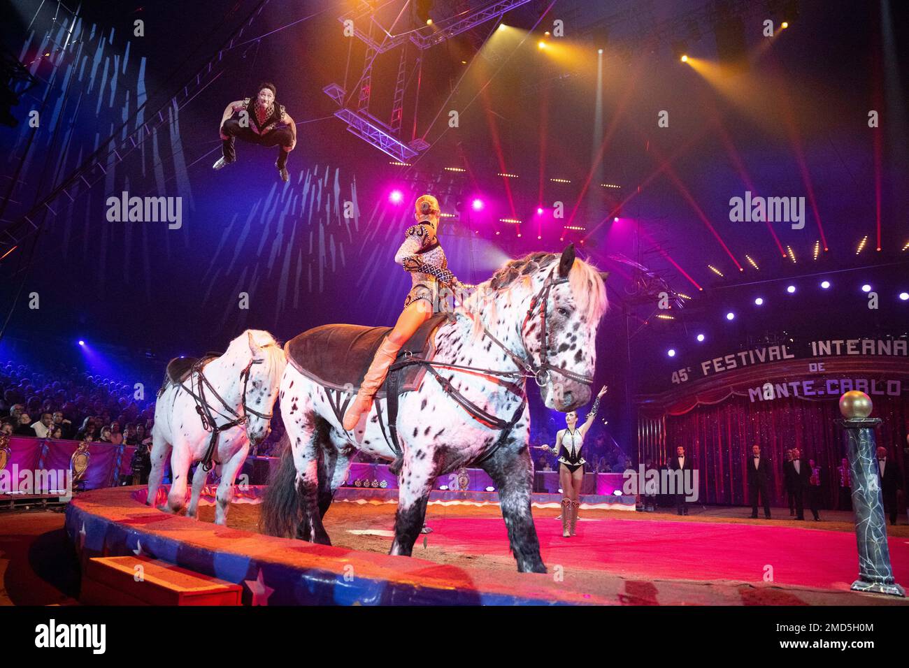 NO TABLOIDS: Equestrian Acrobatics, Rene and Merrylu Cassely with ...