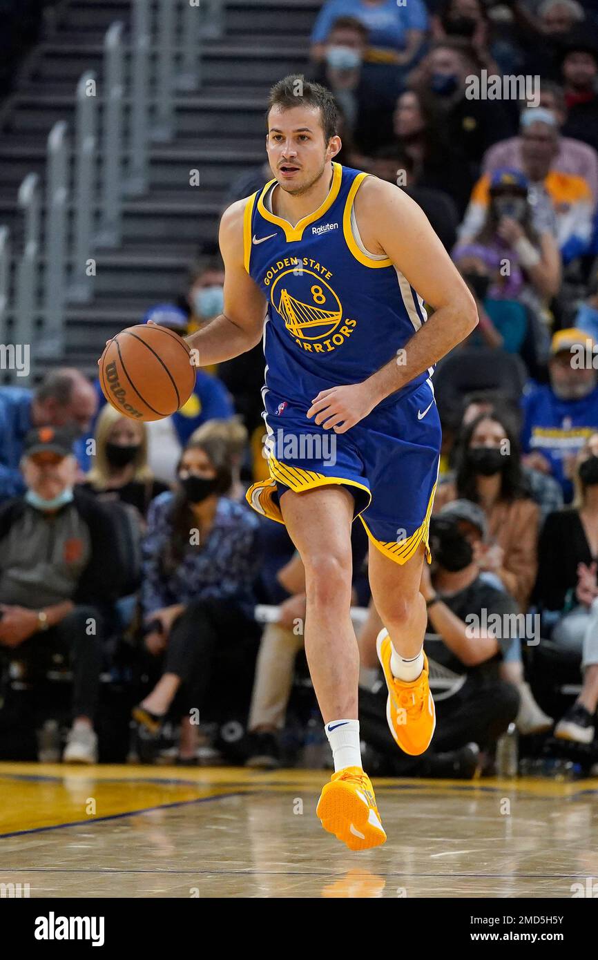 Golden State Warriors forward Nemanja Bjelica (8) against the Oklahoma ...