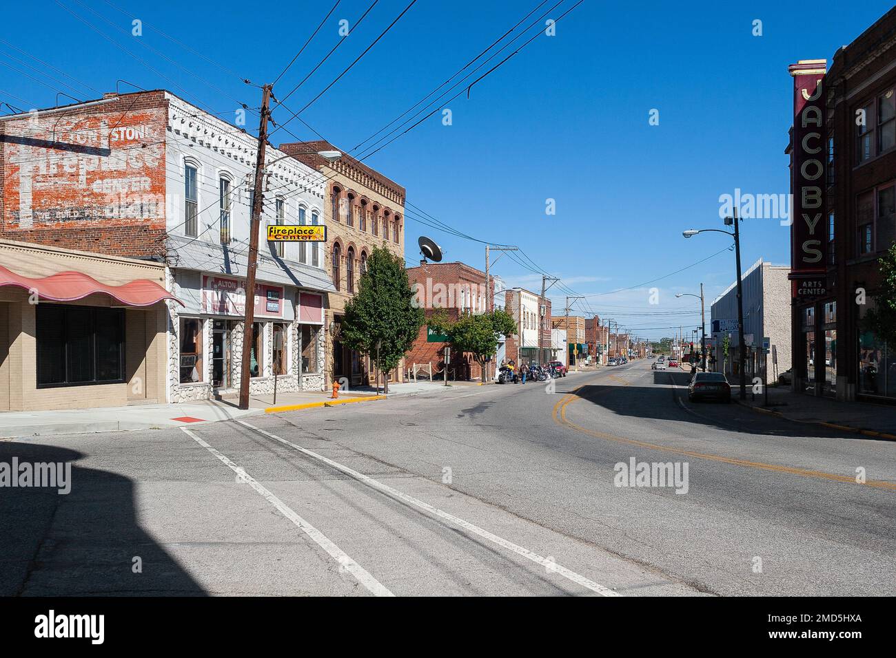 Streetscape in Alton Stock Photo - Alamy