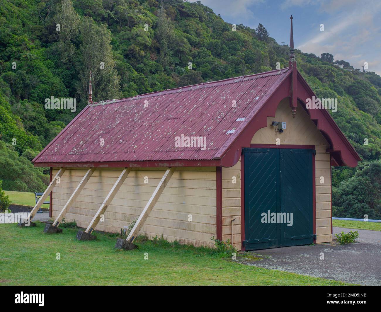 Barn Shed With A Red Roof Stock Photo - Alamy