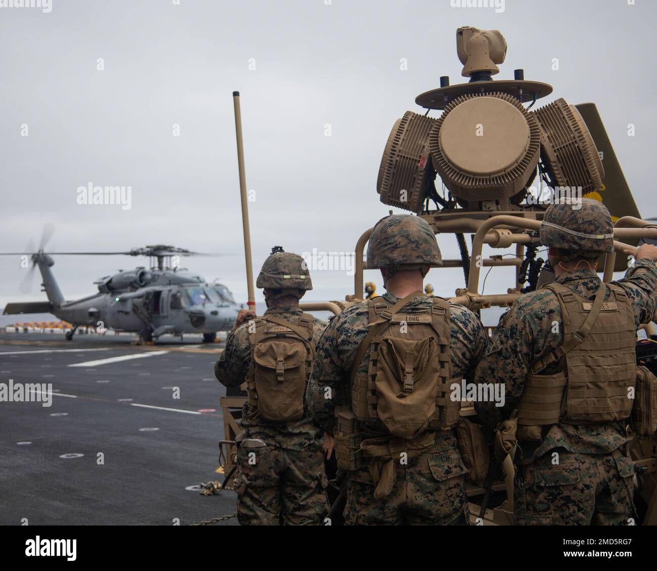 PACIFIC OCEAN (July 13, 2022) - U.S. Marines with Marine Medium Tiltrotor Squadron (VMM) 362 ...