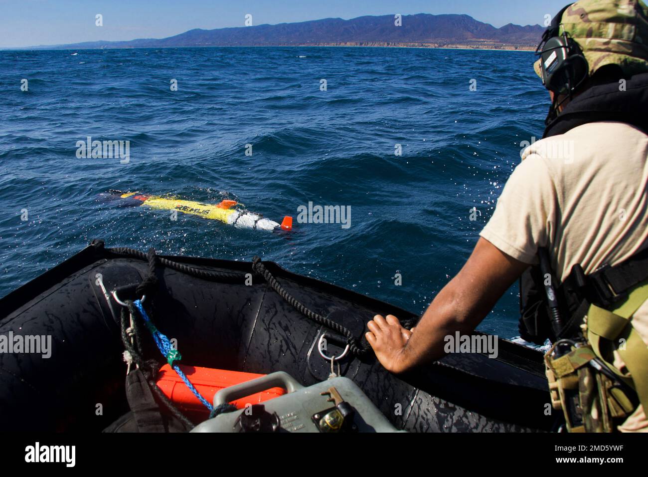 Uuv ships hi-res stock photography and images - Alamy
