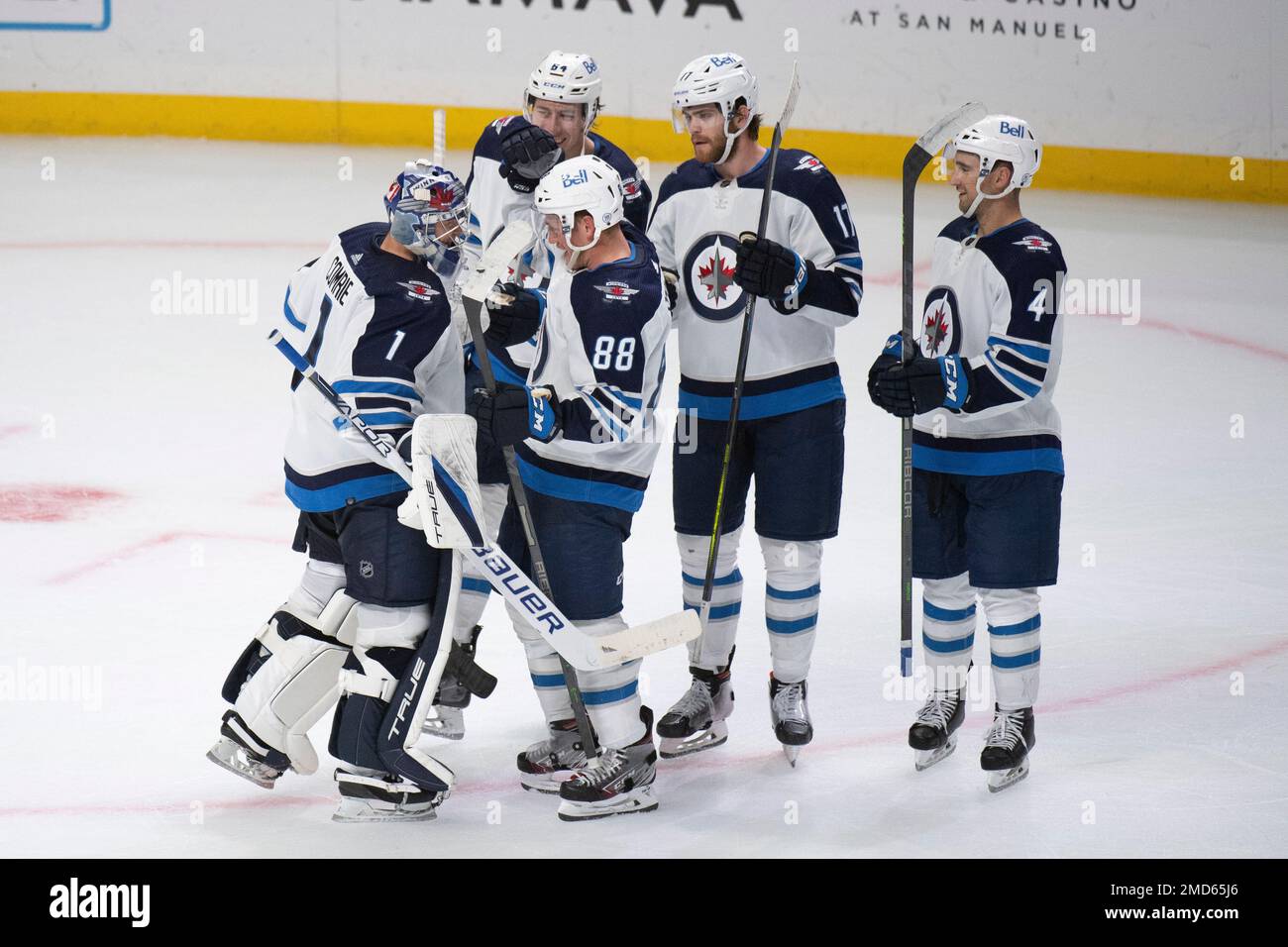 Winnipeg Jets celebrate a 3-2 win over the Los Angeles Kings in an NHL ...