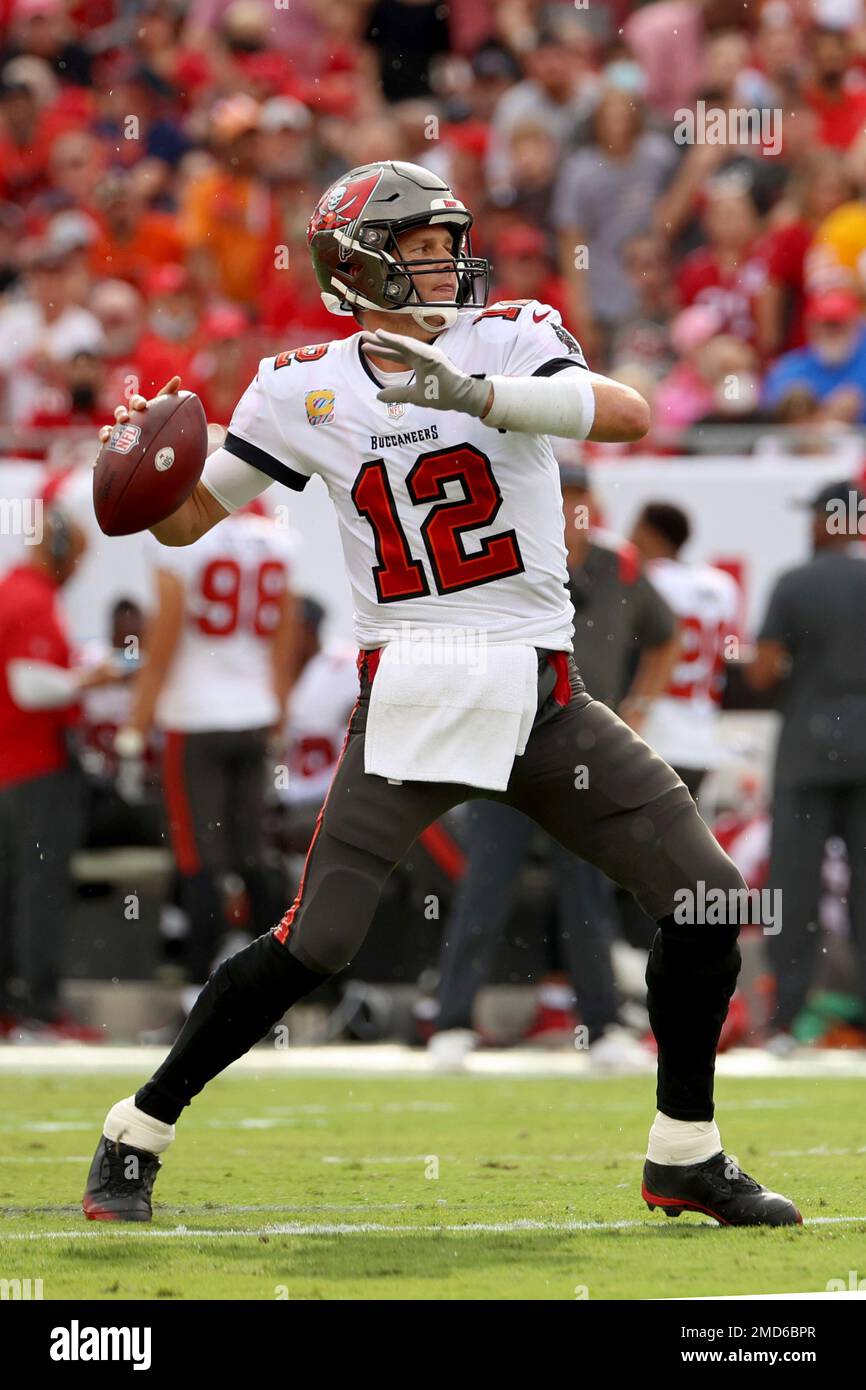 Tampa Bay Buccaneers quarterback Tom Brady (12) attempt a pass during ...