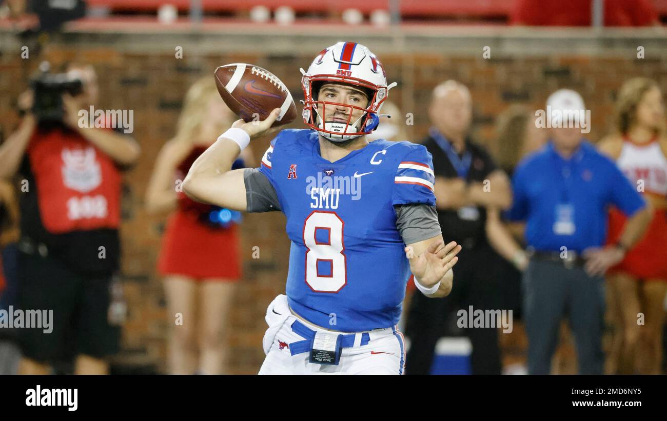 SMU quarterback Tanner Mordecai (8) throws against Tulane during the ...
