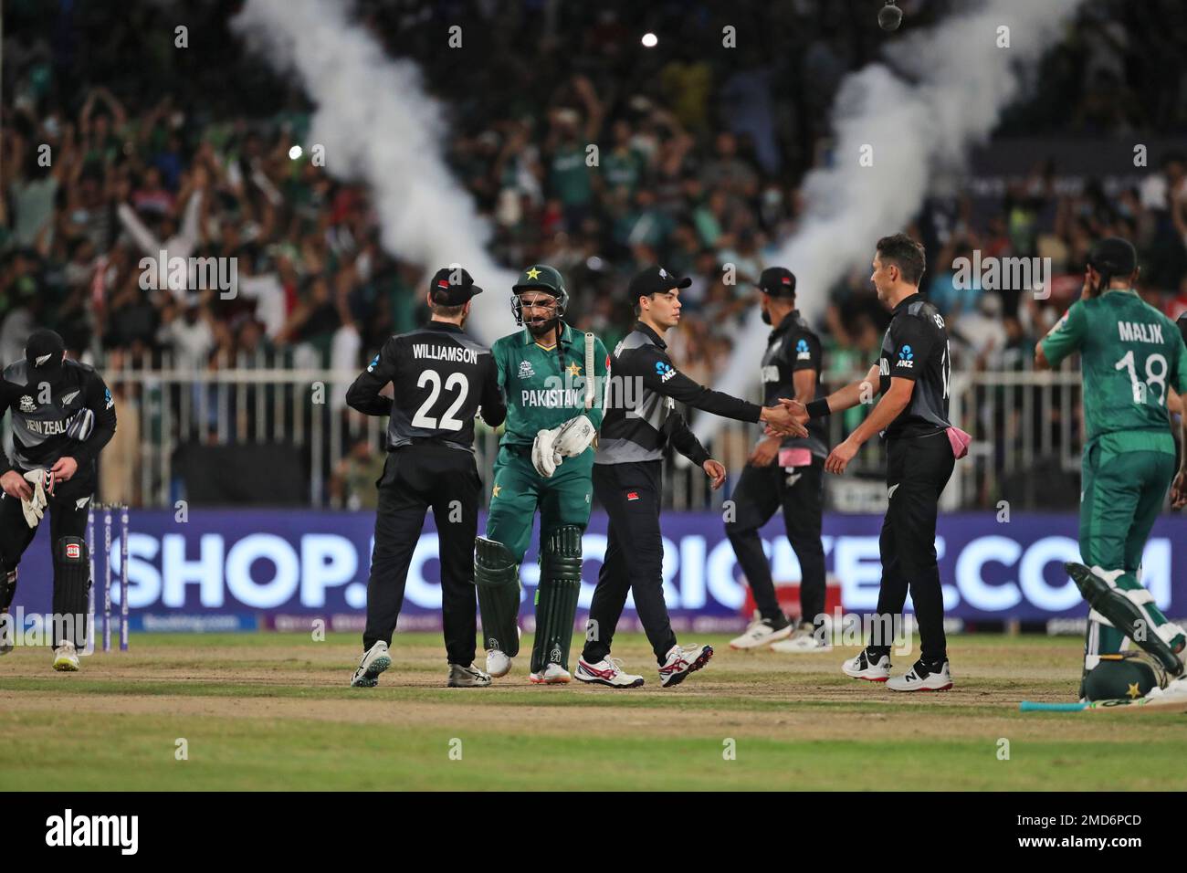 Pakistan's Asif Ali, center, and Pakistan's Shoaib Malik greet New ...