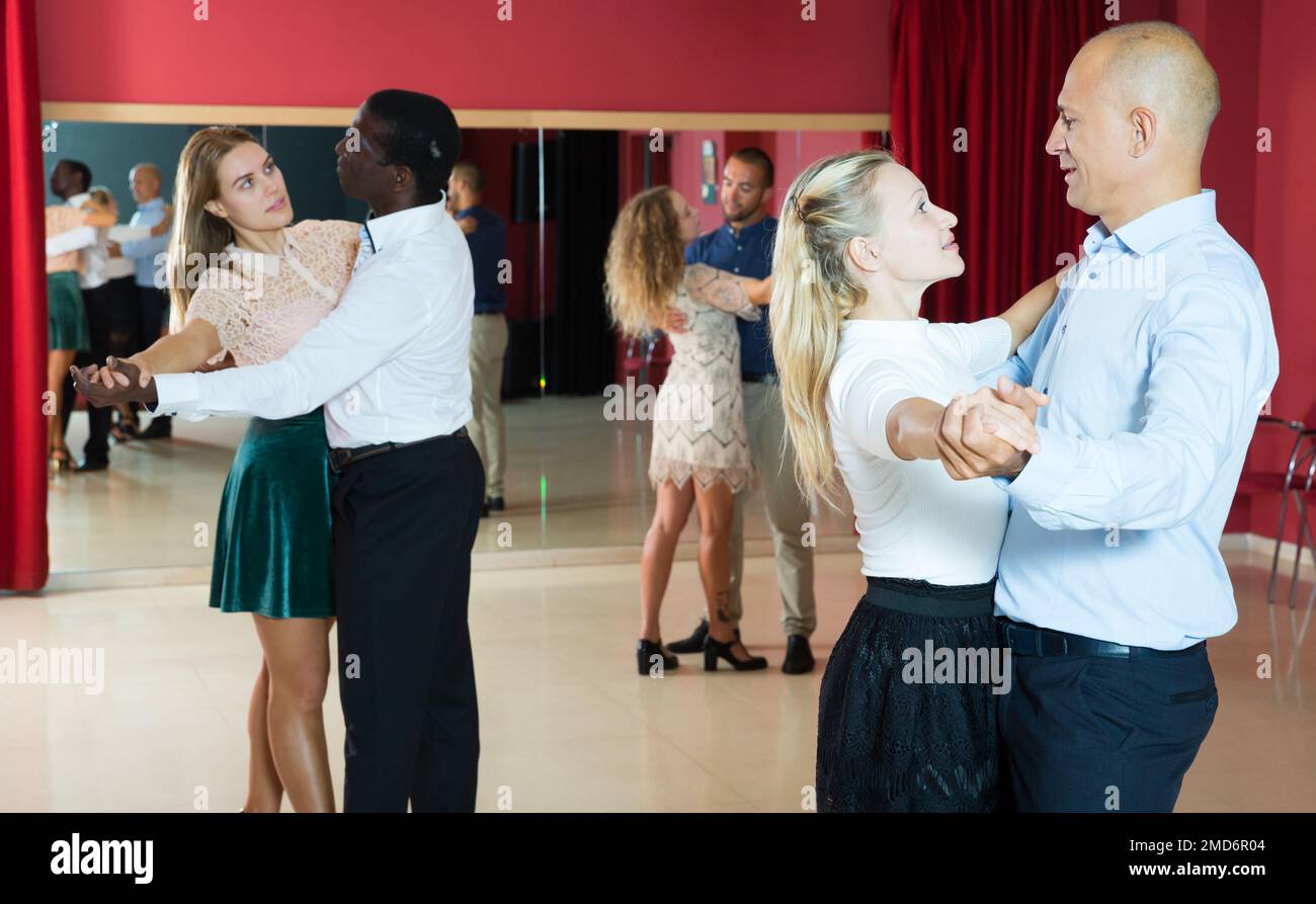 People dancing slow ballroom dances in pairs Stock Photo - Alamy