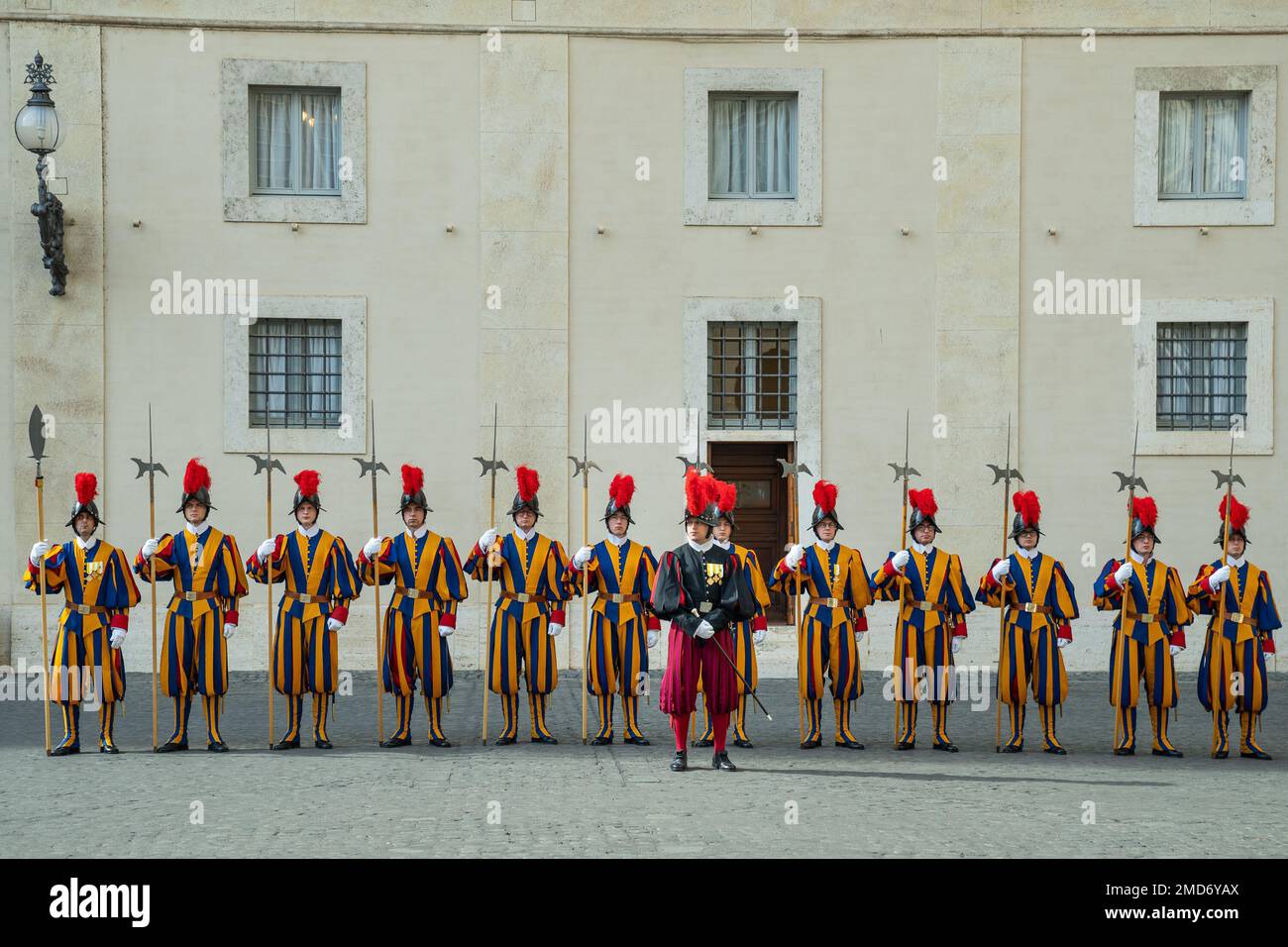 Reportage: The Swiss Guard line up for President Joe Biden and First ...
