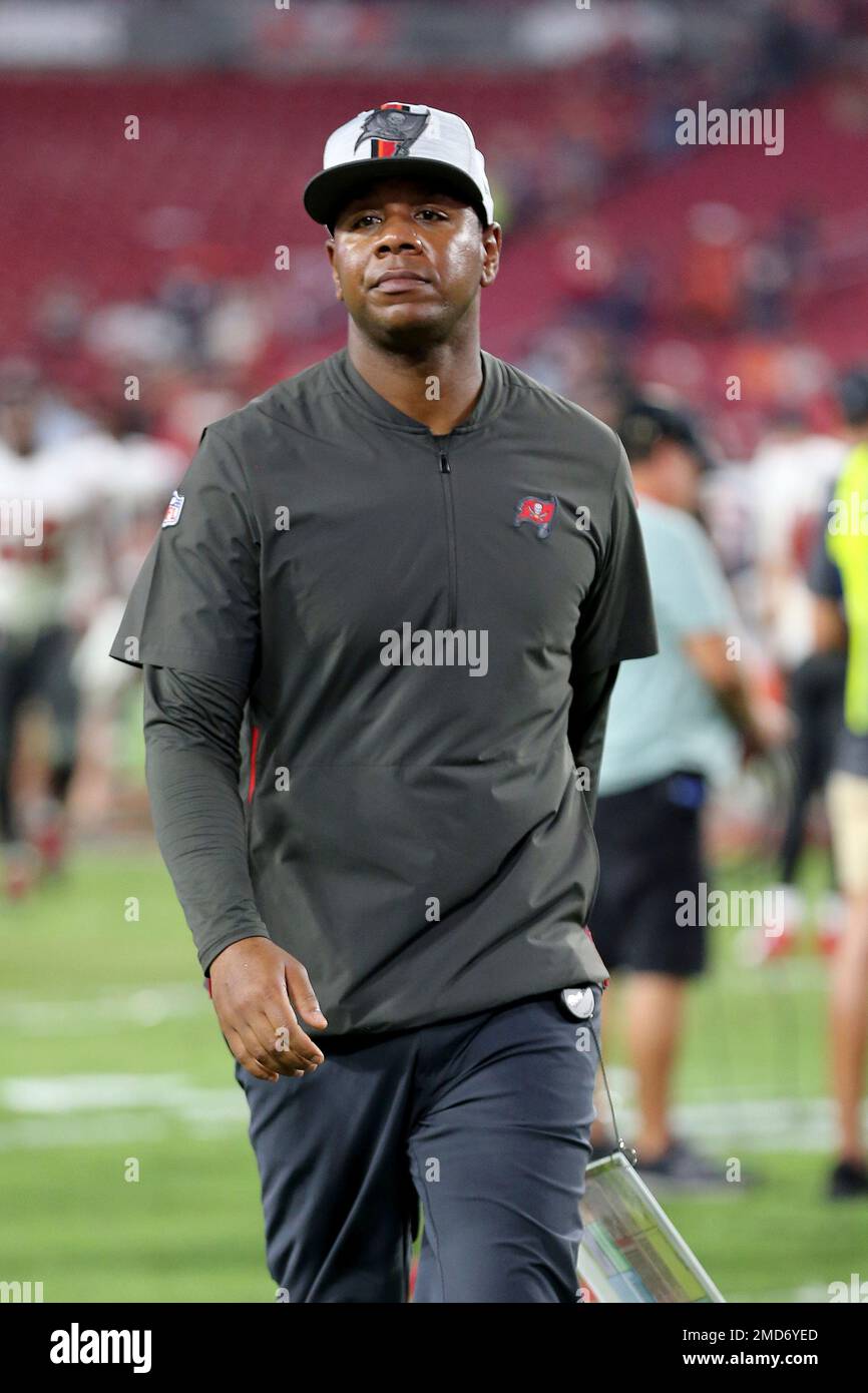 Tampa Bay Buccaneers offensive coordinator Byron Leftwich walks off the ...