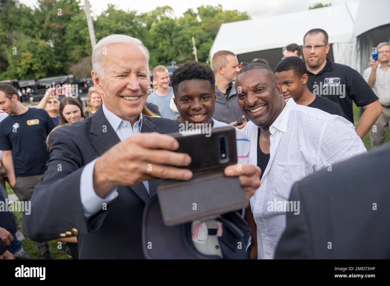 Reportage: President Joe Biden greets guests at a United Steelworkers ...