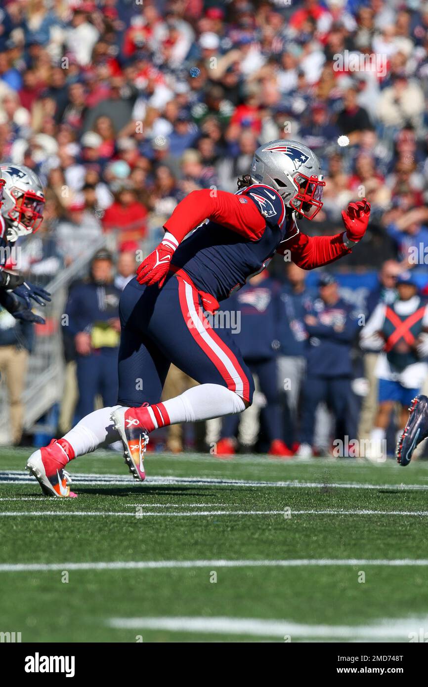 New England Patriots linebacker Matthew Judon (9) defends during the ...