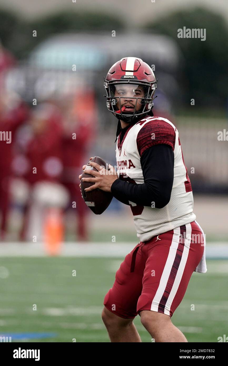 Oklahoma quarterback Caleb Williams looks to throw during the first ...