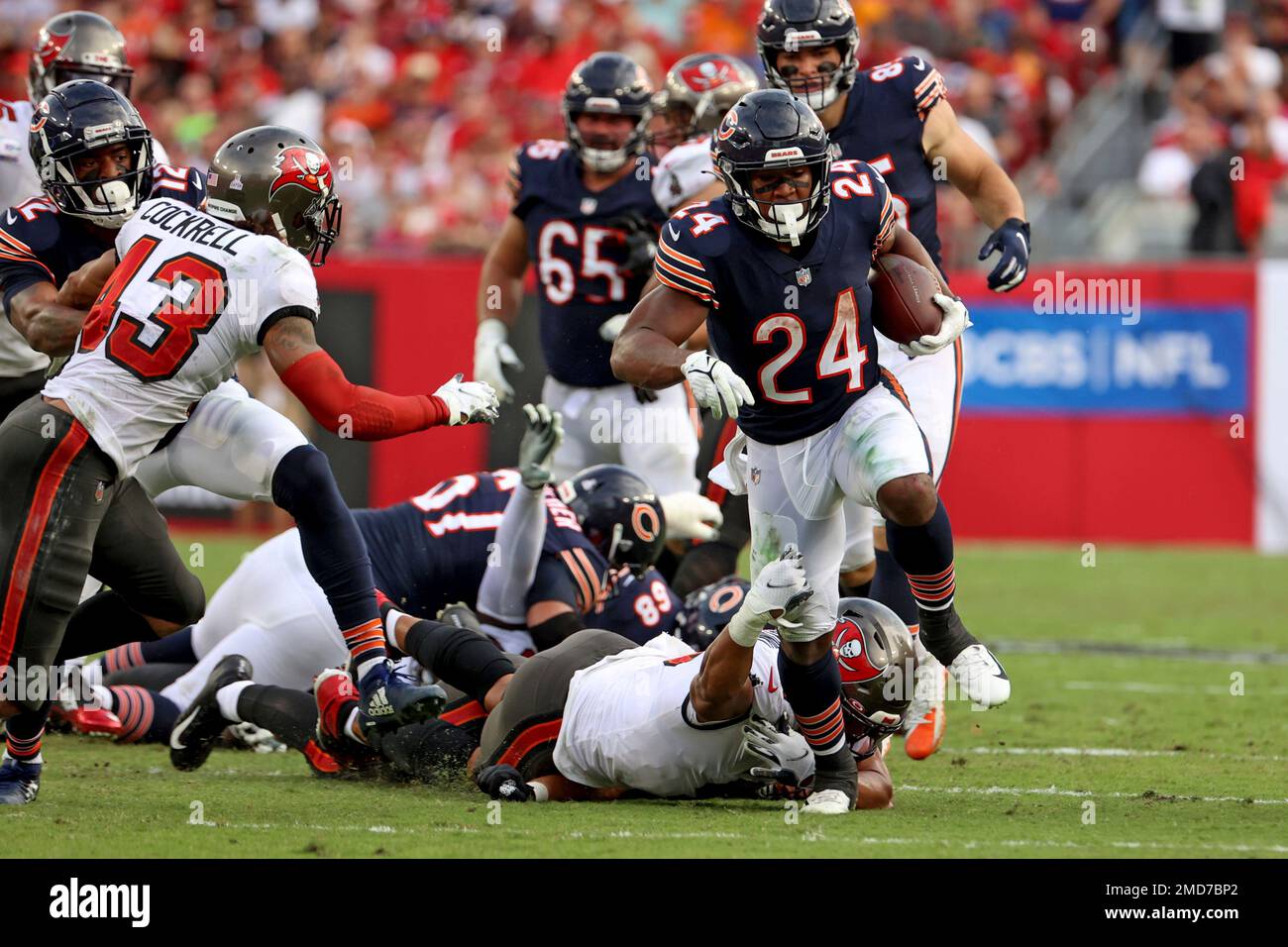 Chicago Bears running back Khalil Herbert (24) rushes the ballan NFL ...