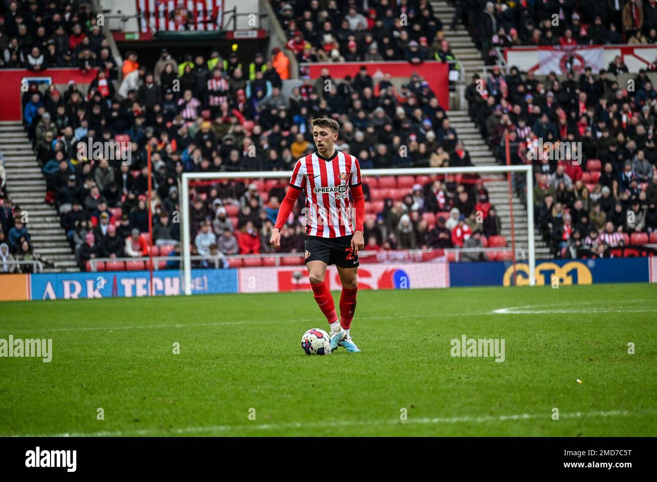 Sunderland AFC midfielder Dan Neil in action action against ...